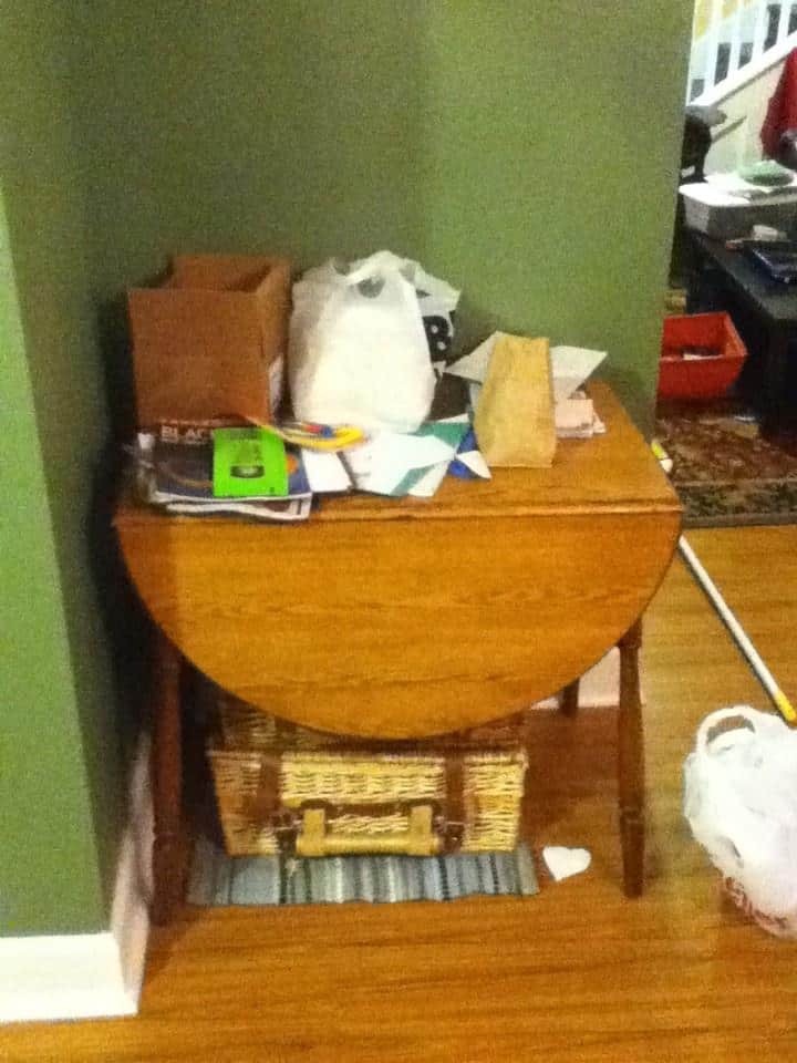 cluttered-table - Snail Pace Transformations